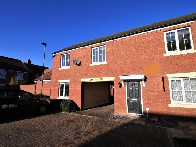 2 bedroom maisonette to rent