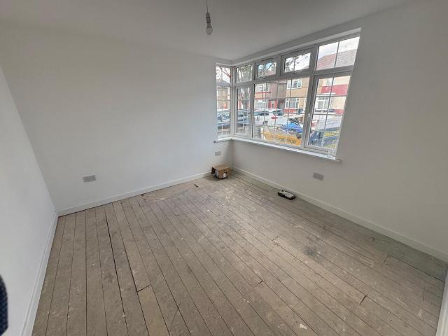 2 bedroom maisonette to rent