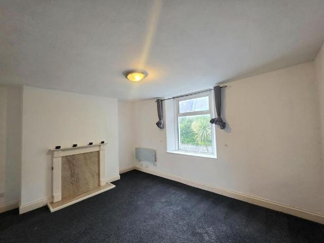 2 bedroom maisonette to rent