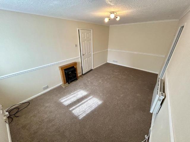 2 bedroom maisonette to rent