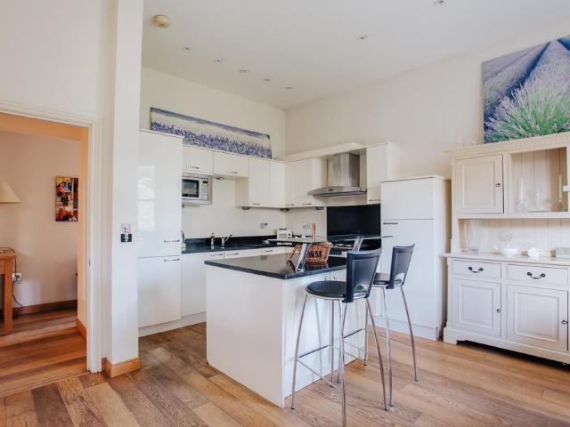 2 bedroom maisonette to rent