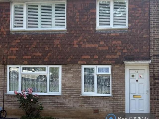 2 bedroom maisonette to rent