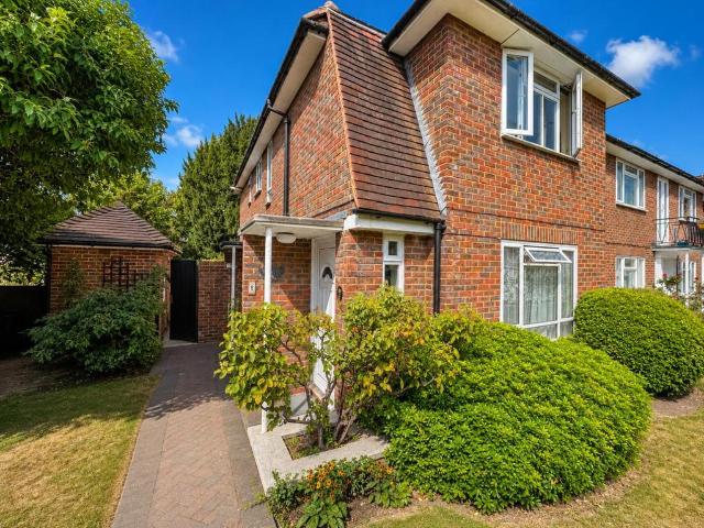 2 bedroom maisonette to rent