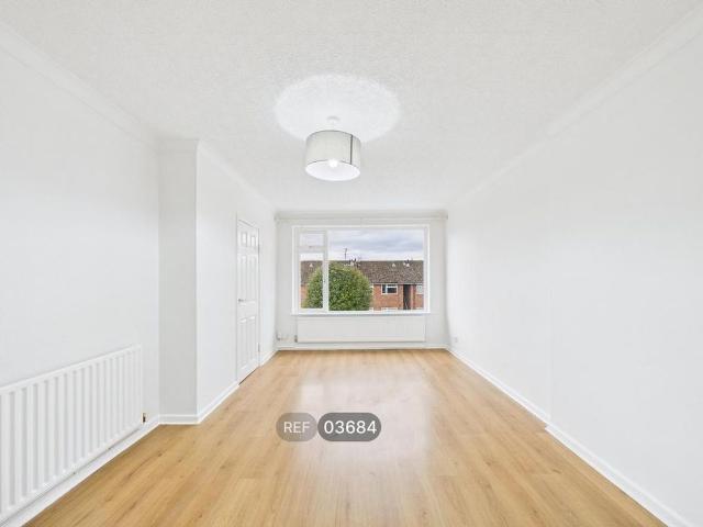 2 bedroom maisonette to rent