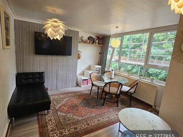 2 bedroom maisonette to rent