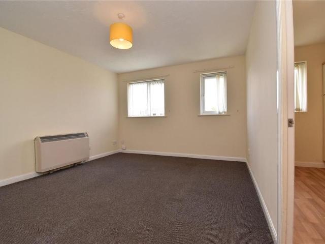 2 bedroom maisonette to rent