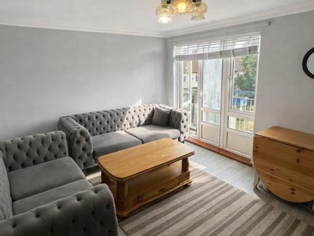 2 bedroom maisonette to rent