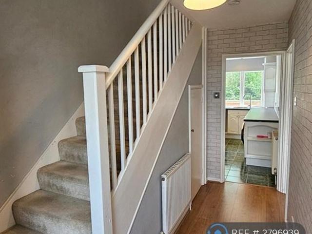 2 bedroom maisonette to rent