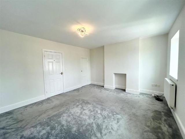 2 bedroom maisonette to rent