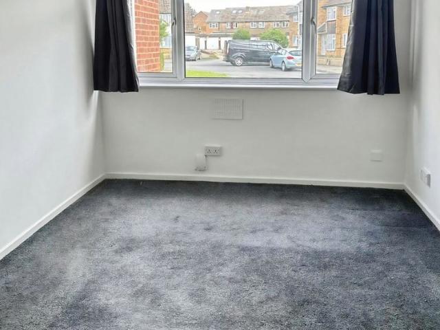 2 bedroom maisonette to rent