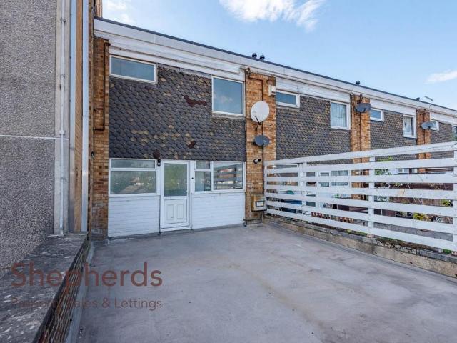 2 bedroom maisonette to rent