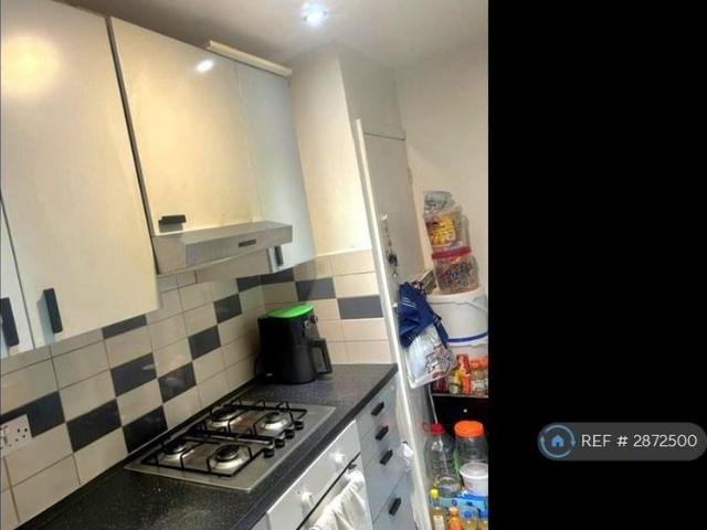 2 bedroom maisonette to rent