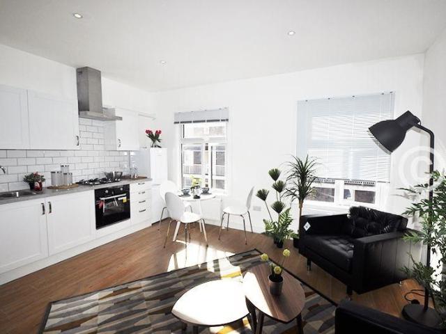 2 bedroom maisonette to rent