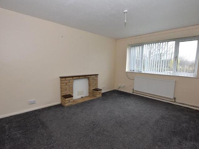 2 bedroom maisonette to rent