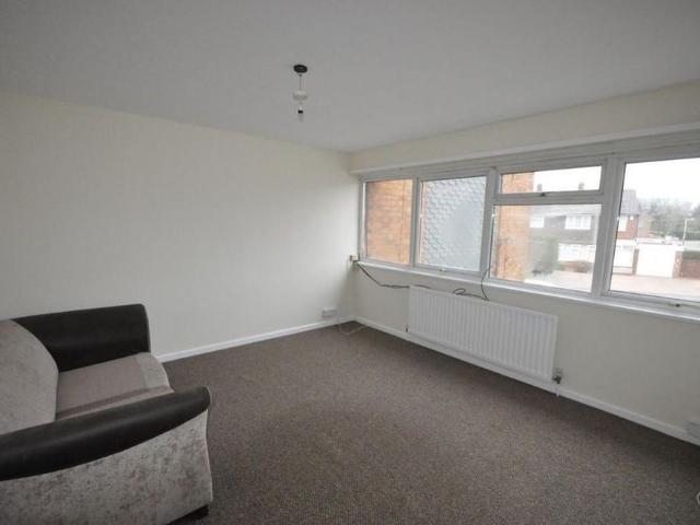 2 bedroom maisonette to rent
