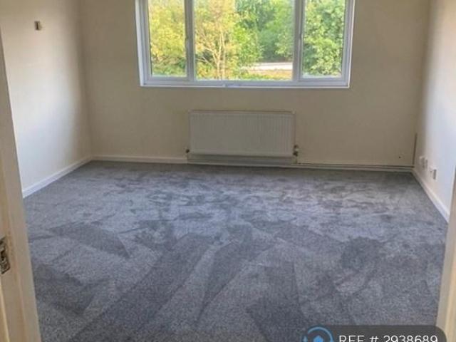 2 bedroom maisonette to rent