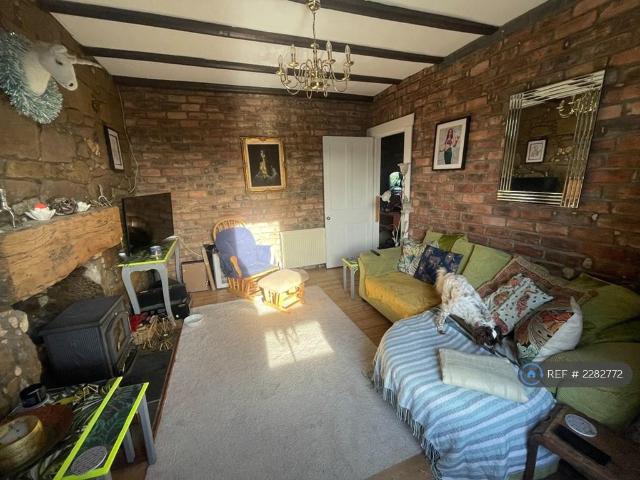 2 bedroom maisonette to rent