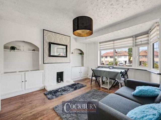 2 bedroom maisonette to rent