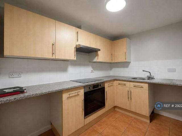 2 bedroom maisonette to rent