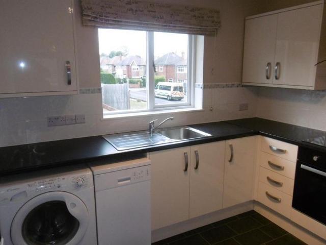 2 bedroom maisonette to rent