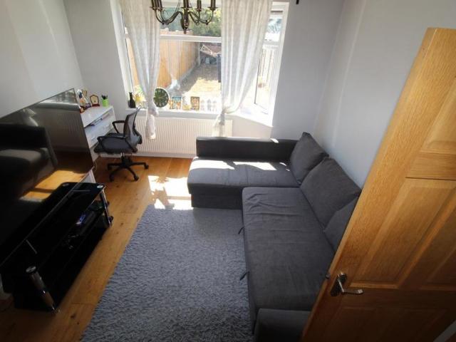 2 bedroom maisonette to rent