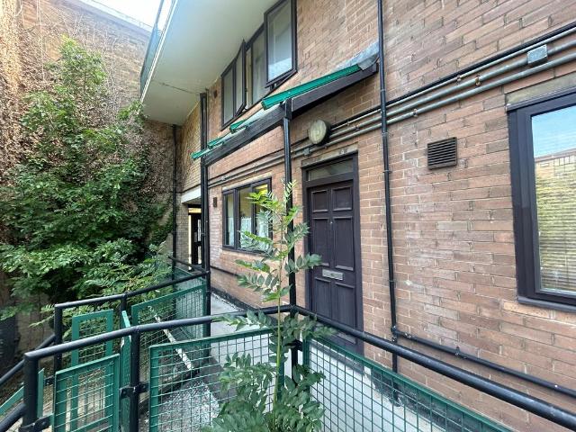 2 bedroom maisonette to rent