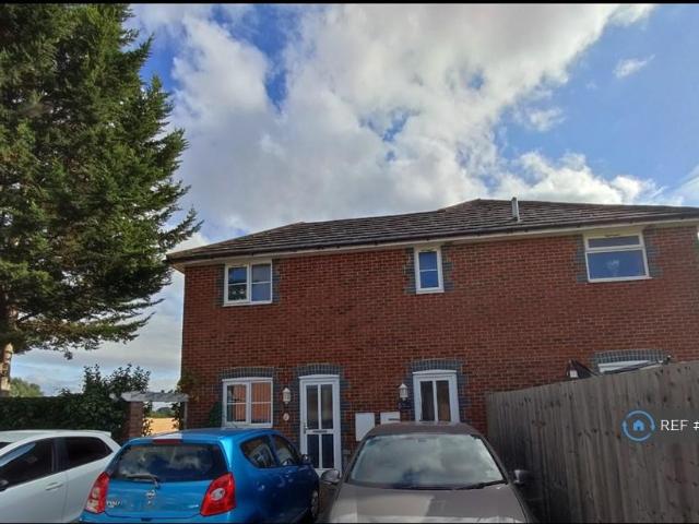 2 bedroom maisonette to rent