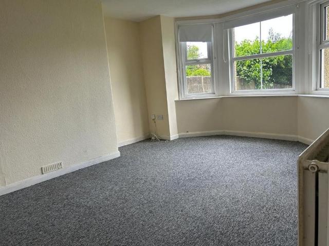 2 bedroom maisonette to rent