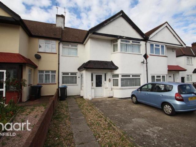 2 bedroom maisonette to rent