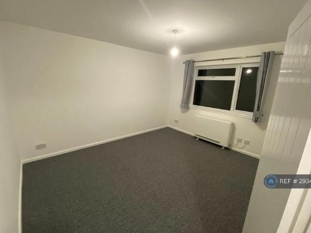 2 bedroom maisonette to rent
