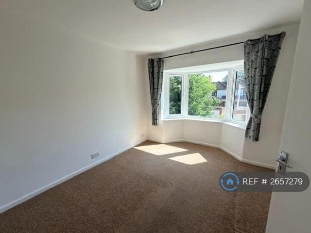 2 bedroom maisonette to rent