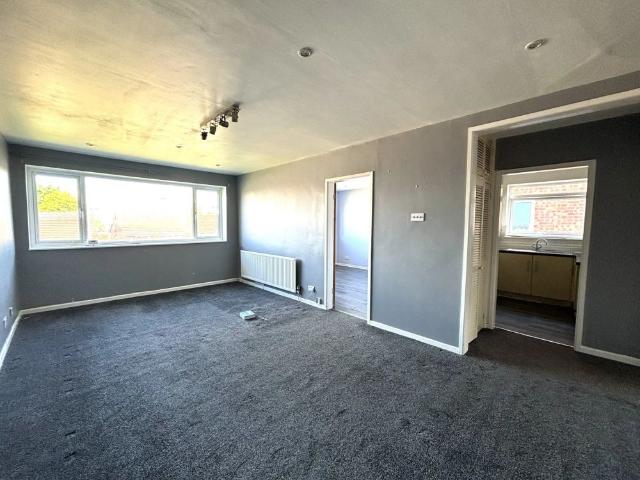 2 bedroom maisonette to rent