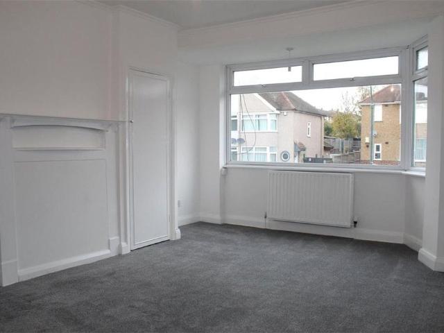 2 bedroom maisonette to rent