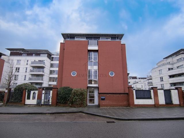 2 bedroom maisonette to rent