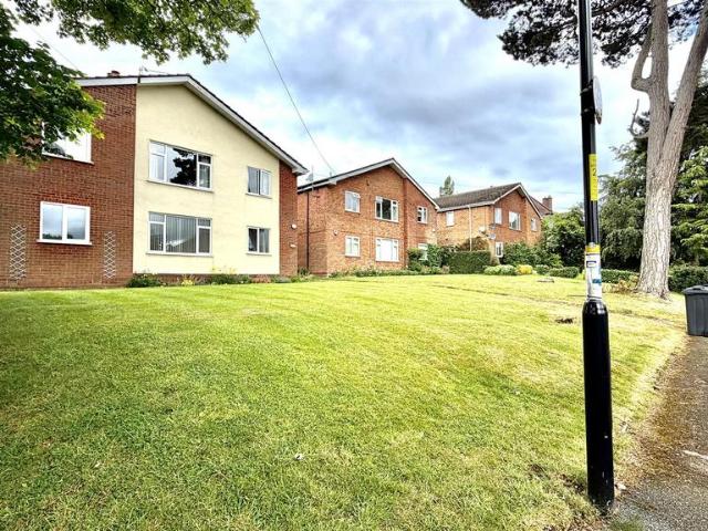 2 bedroom maisonette to rent