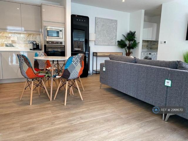 2 bedroom maisonette to rent