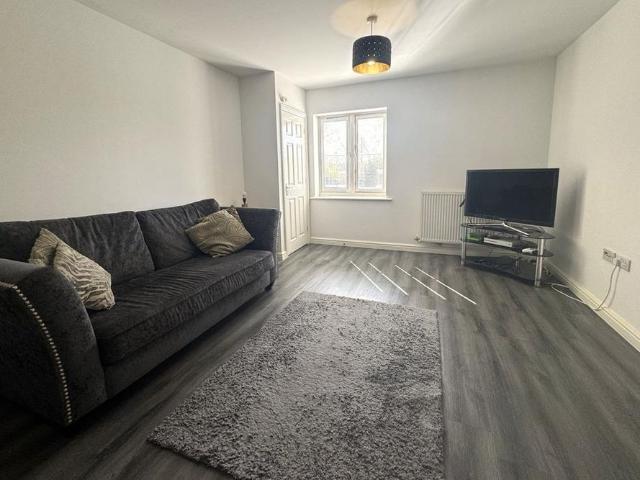 2 bedroom maisonette to rent