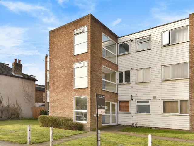 2 bedroom maisonette to rent