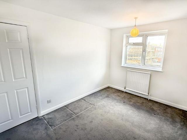 2 bedroom maisonette to rent
