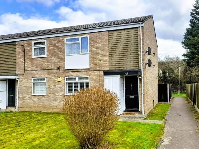 2 bedroom maisonette to rent