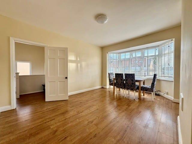 2 bedroom maisonette to rent