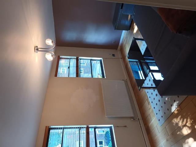 2 bedroom maisonette to rent