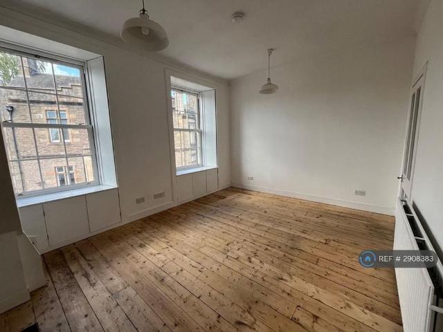 2 bedroom maisonette to rent