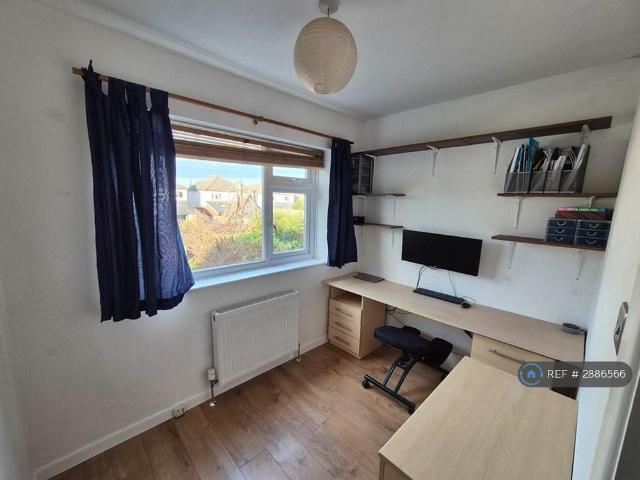 2 bedroom maisonette to rent