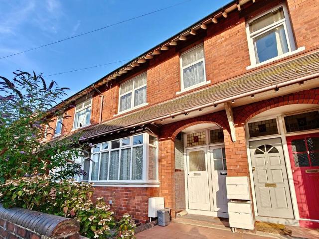 2 bedroom maisonette to rent