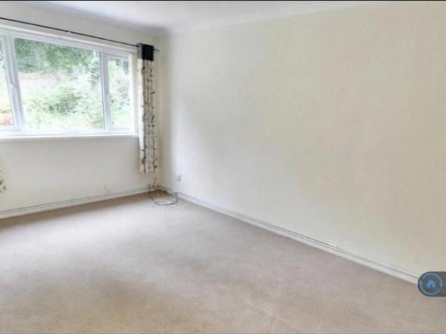 2 bedroom maisonette to rent
