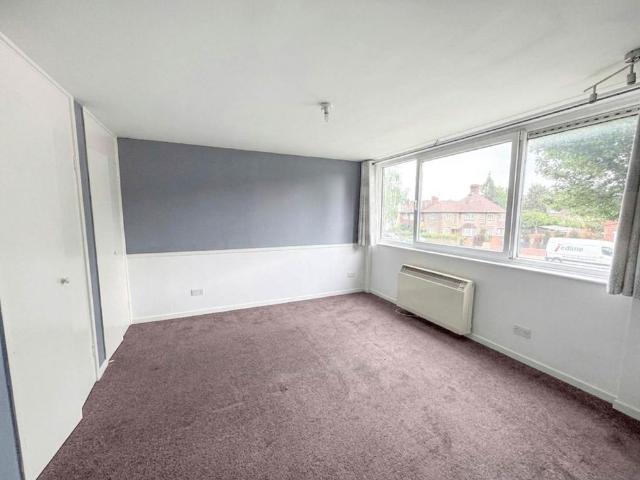 2 bedroom maisonette to rent