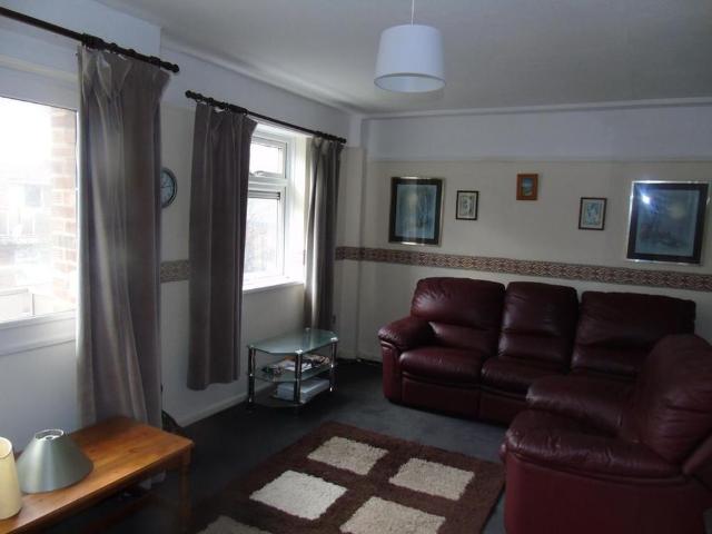 2 bedroom maisonette to rent