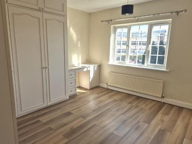 2 bedroom maisonette to rent