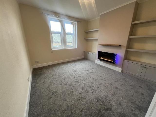 2 bedroom maisonette to rent